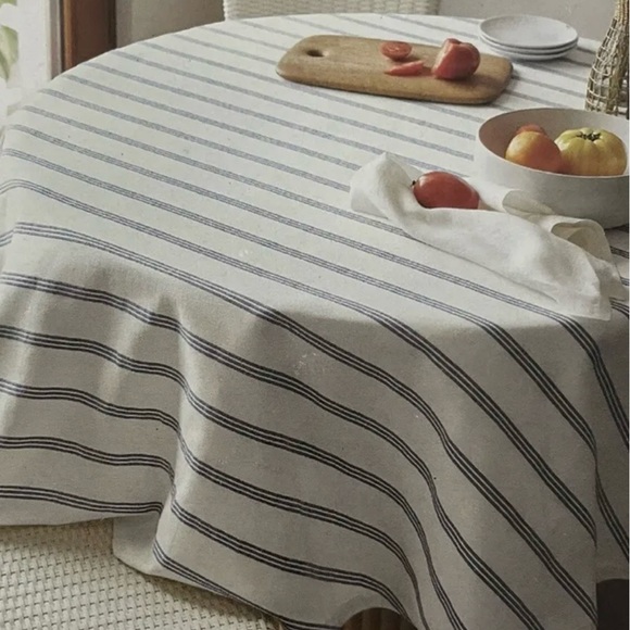 Threshold | Dining | 7 Cotton Striped Round Tableclothblue Threshold ...